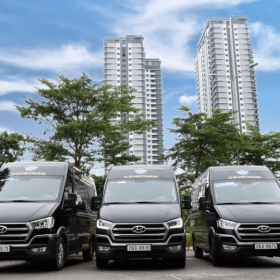 Hanoi To Sapa Limousine- Hanoi Luxury Car - Hanoi Locals Travel & Transport